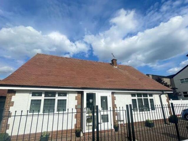 3 Bedroom Detached House For Sale In Southport