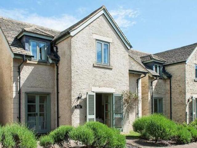 3 Bedroom Detached House For Sale In Somerford Keynes, Gloucestershire