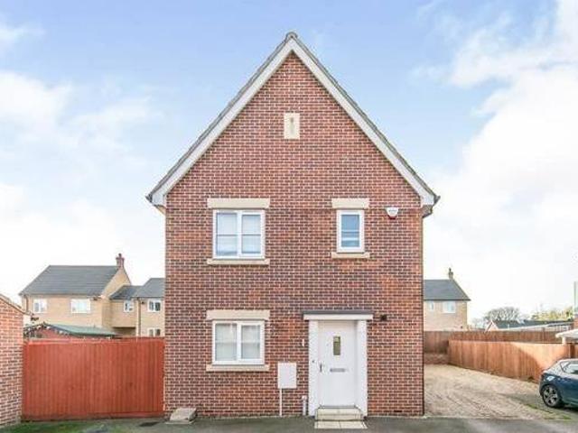 3 bedroom detached house for sale in Saw Mill Road Colchester CO1