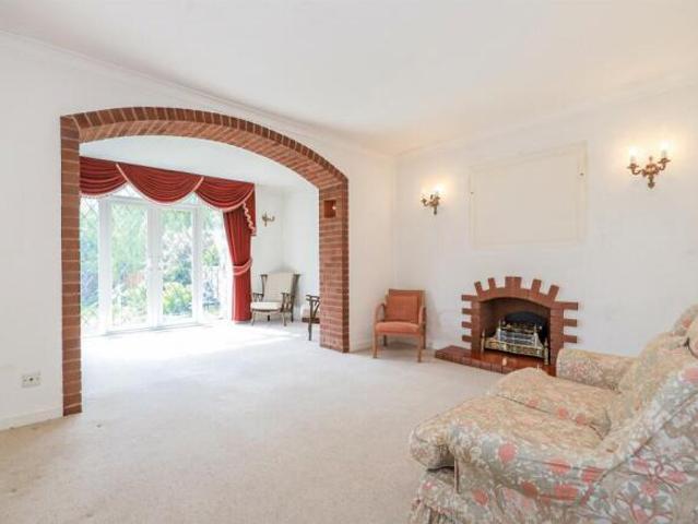 3 bedroom detached house for sale in Sabrina Road, Wightwick, Wolverhampton, WV6