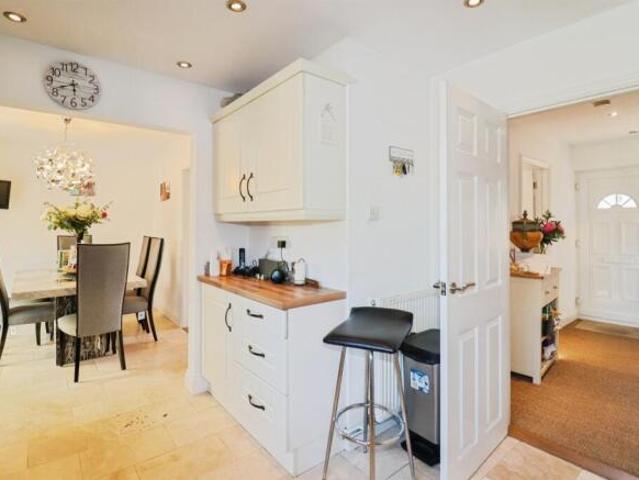 3 bedroom detached house for sale in Salhouse Road, Rackheath, Norwich, NR13