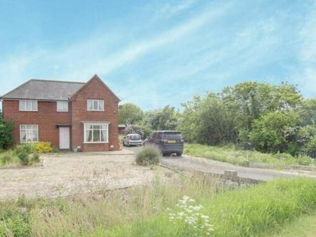 3 Bedroom Detached House For Sale In Saltfleetby