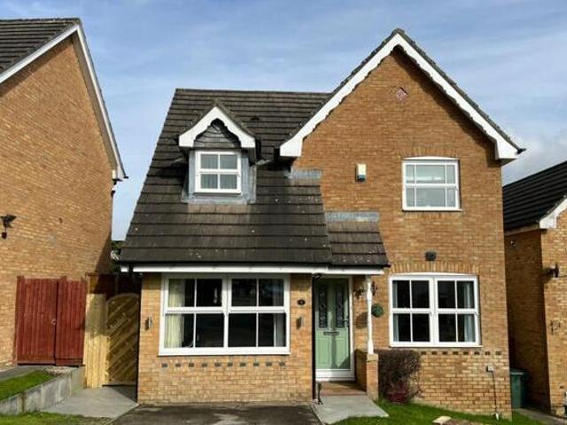 3 Bedroom Detached House For Sale In Sandy Lane, Allerton