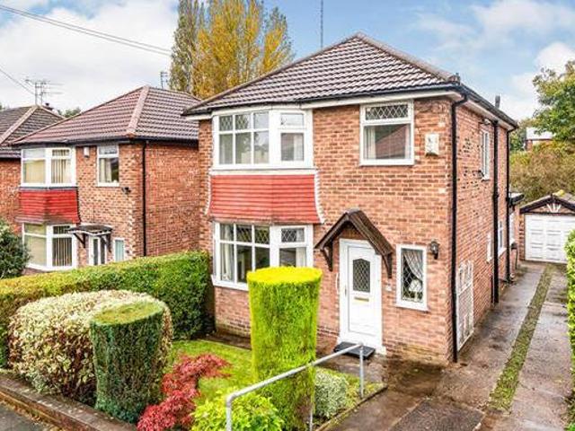 3 bedroom detached house for sale in Sapling Road Swinton Manchester Greater Manchester M27