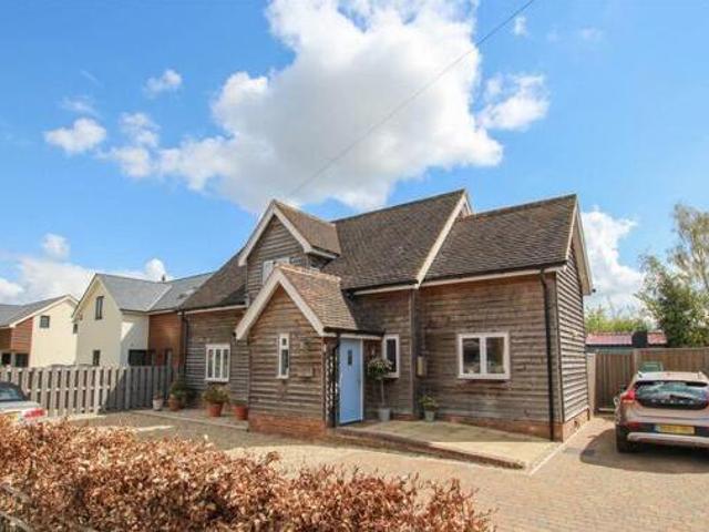 3 Bedroom Detached House For Sale In Sewards End