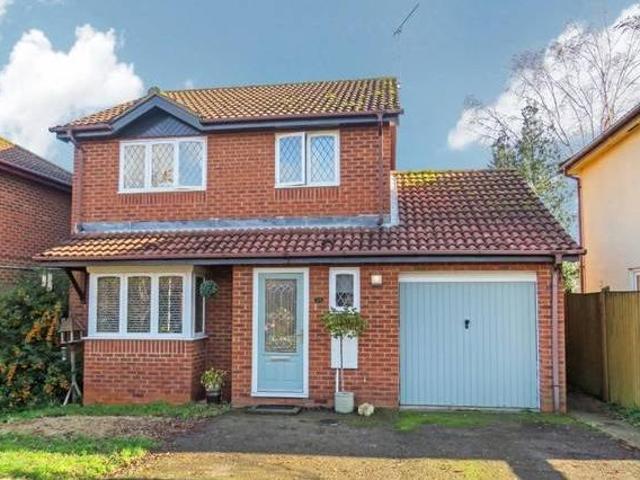 3 bedroom detached house for sale in Seymour Avenue Brandon IP27