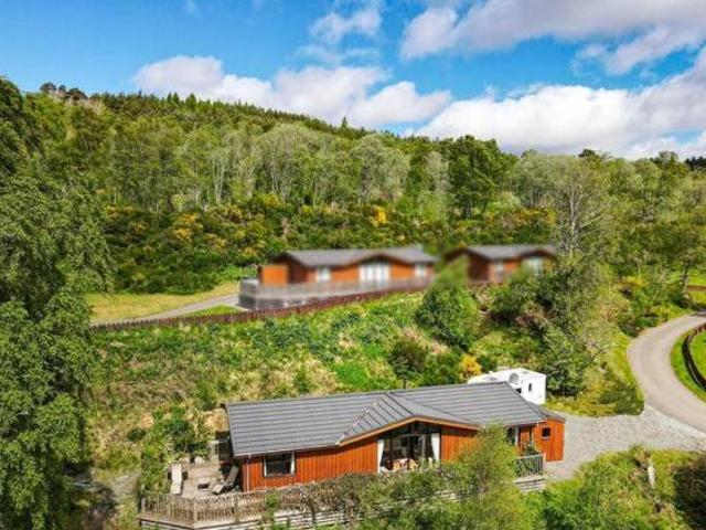 3 Bedroom Detached House For Sale In Seafield Avenue
