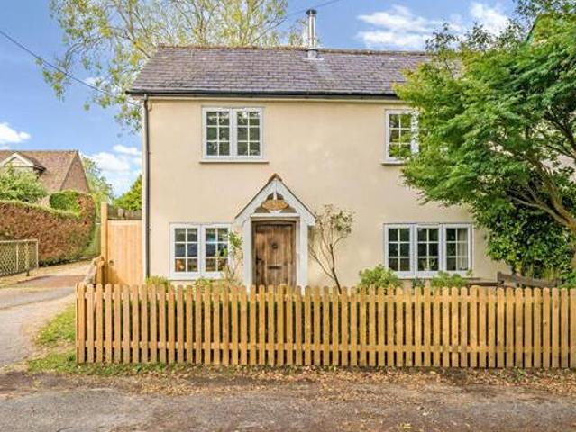 3 Bedroom Detached House For Sale In Seamans Lane, Lyndhurst