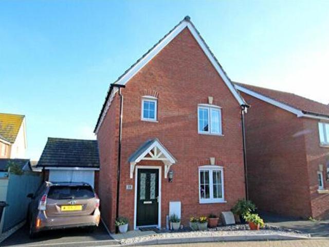 3 Bedroom Detached House For Sale In Seaton, Devon