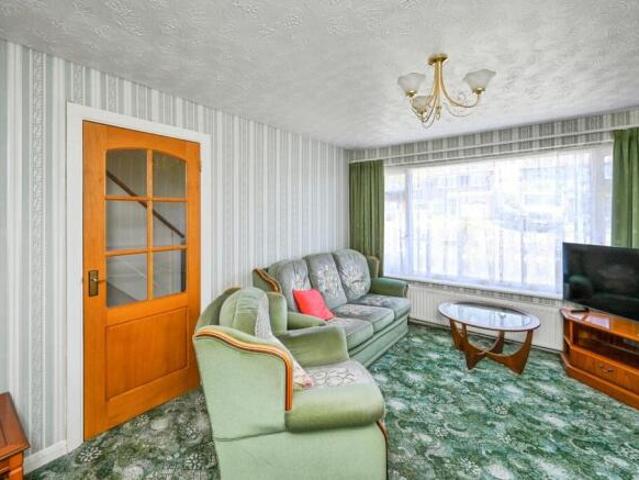 3 bedroom detached house for sale in Sedgebrook Close, Nottingham, Nottinghamshire, NG6
