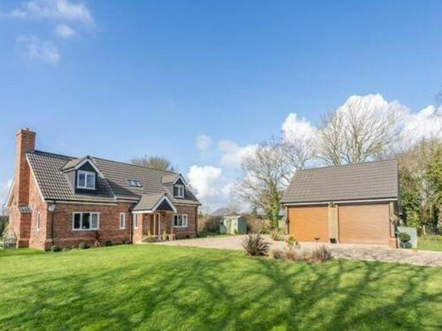 3 Bedroom Detached House For Sale In Shadingfield