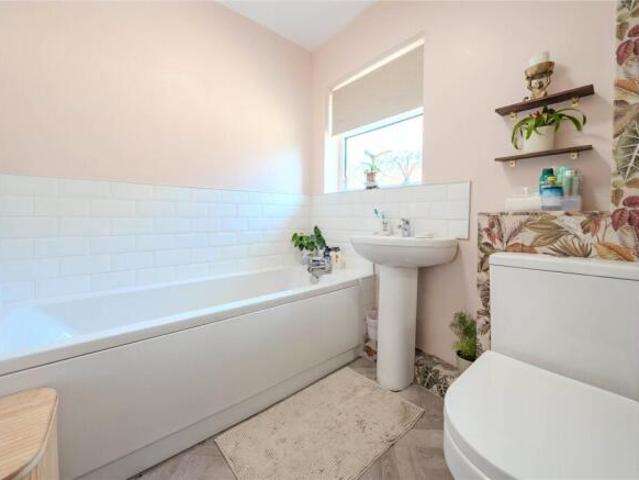 3 bedroom detached house for sale in Shadwell Park Avenue, Leeds, West Yorkshire, LS17