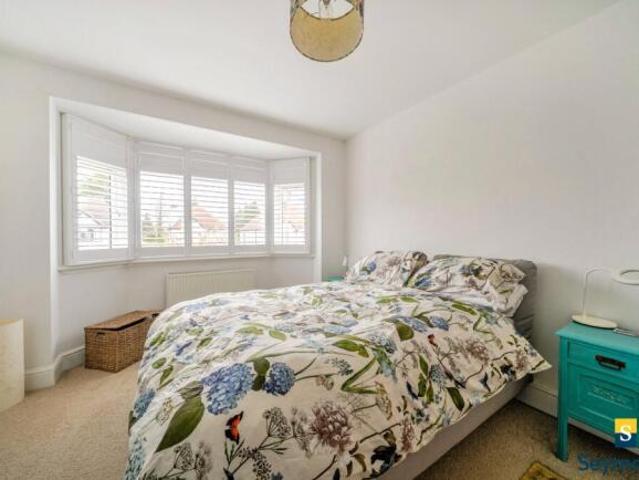 3 bedroom detached house for sale in Sheepfold Road, Guildford, Surrey, GU2
