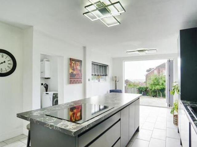 3 Bedroom Detached House For Sale In Sheffield, South Yorkshire