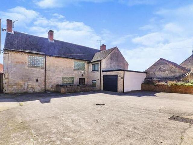 3 Bedroom Detached House For Sale In Sheffield, South Yorkshire