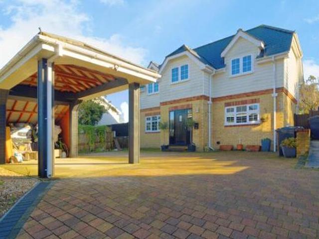 3 Bedroom Detached House For Sale In Shepherdswell