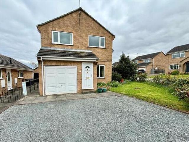 3 Bedroom Detached House For Sale In Sherburn In Elmet