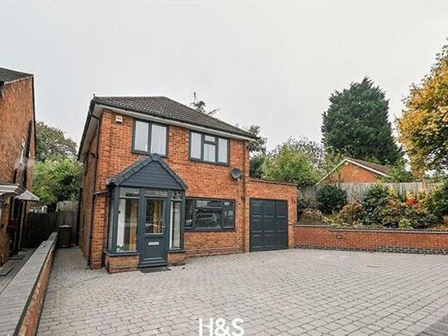 3 Bedroom Detached House For Sale In Shirley