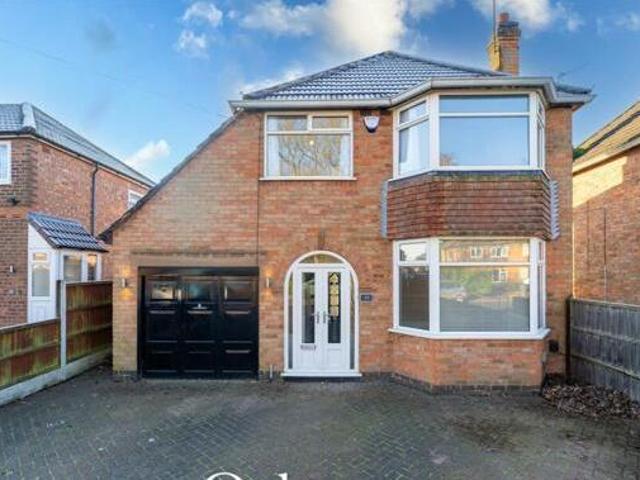 3 Bedroom Detached House For Sale In Shirley