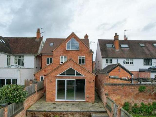 3 Bedroom Detached House For Sale In Shottery