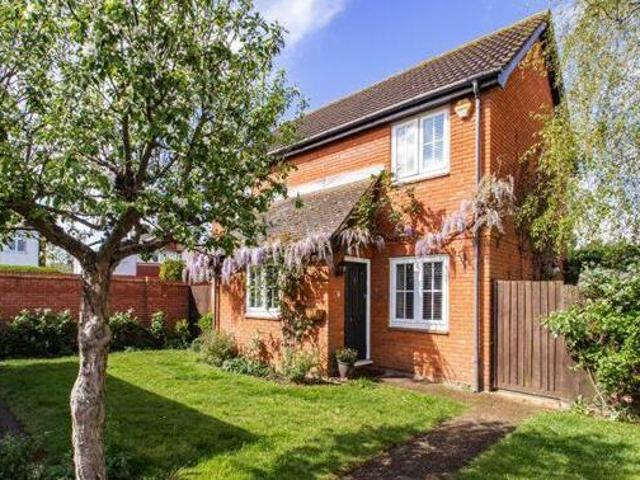 3 Bedroom Detached House For Sale In Sidcup
