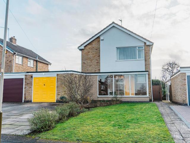 3 bedroom detached house for sale in Silverwood Close, Evington, LE5