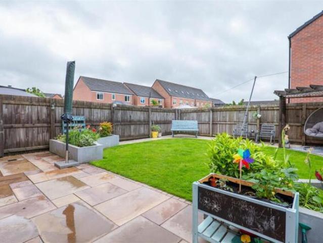 3 bedroom detached house for sale in Sky Lark Close, Lostock, Bolton, BL6