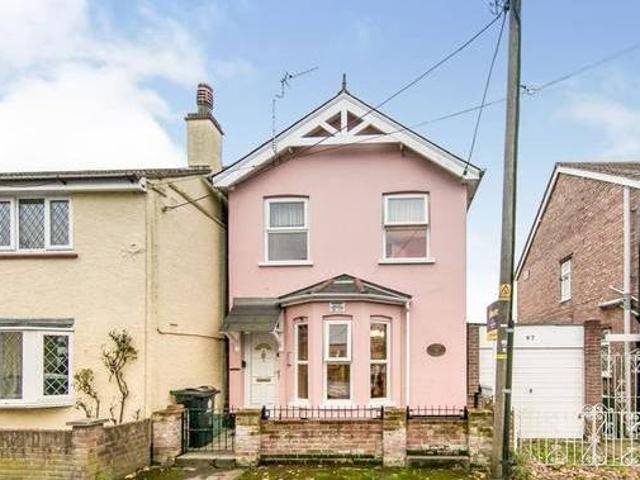 3 bedroom detached house for sale in Spring Road Brightlingsea Colchester Essex CO7