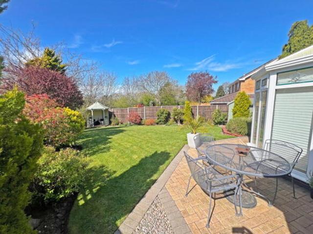 3 bedroom detached house for sale in Springfield Close, Glenfield, Leicester, Leicestershire, LE3 8RU, LE3