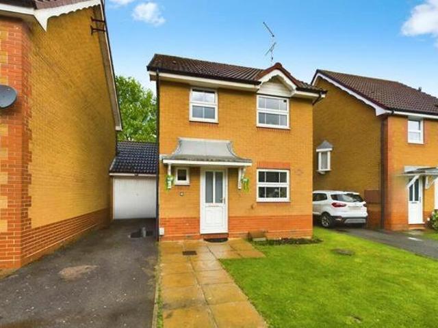 3 Bedroom Detached House For Sale In Stukeley Meadows