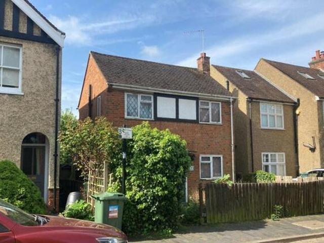 3 Bedroom Detached House For Sale In St. Albans, Hertfordshire