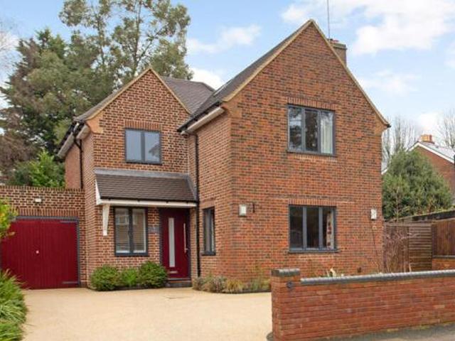 3 Bedroom Detached House For Sale In St. Albans