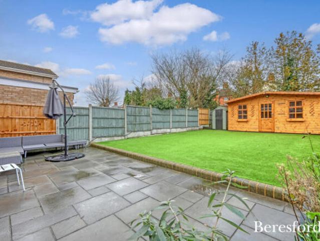 3 bedroom detached house for sale in St. Kildas Road, Brentwood, CM15