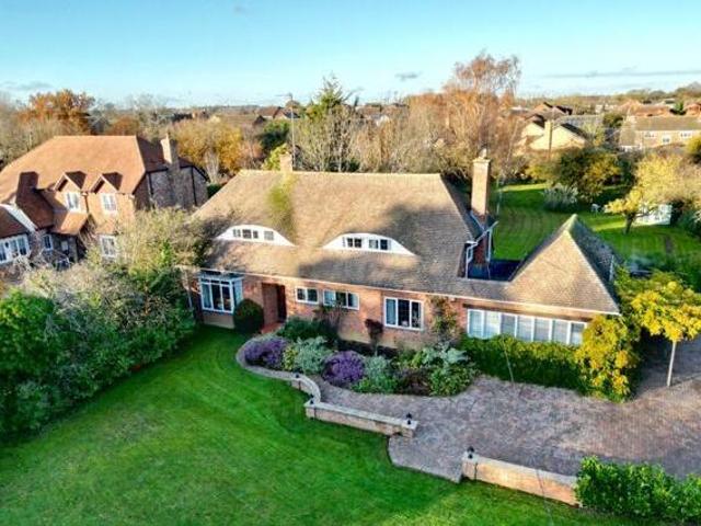 3 Bedroom Detached House For Sale In St Ives
