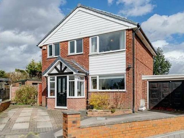 3 bedroom detached house for sale in St Marys Close Atherton Manchester M46
