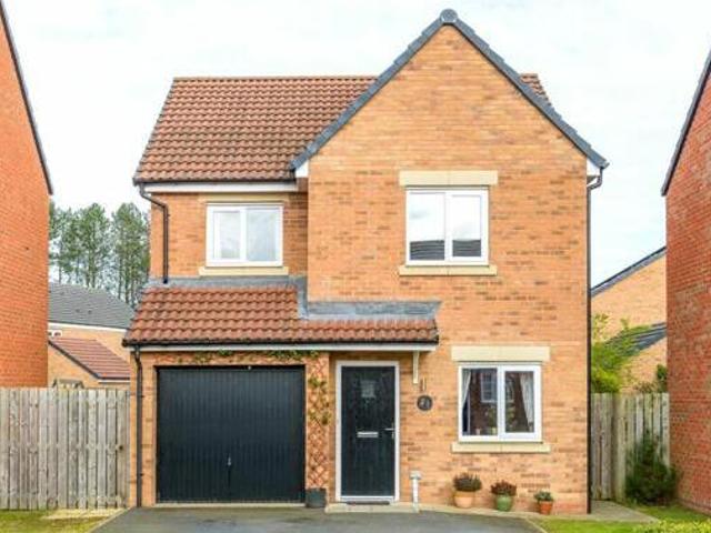 3 Bedroom Detached House For Sale In St Marys Park