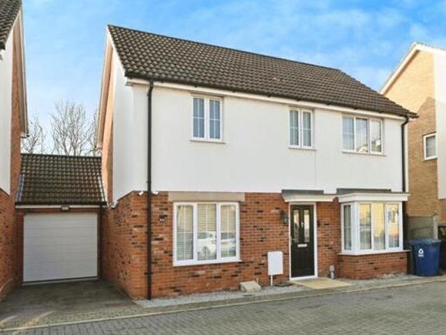 3 Bedroom Detached House For Sale In St. Neots, Cambridgeshire