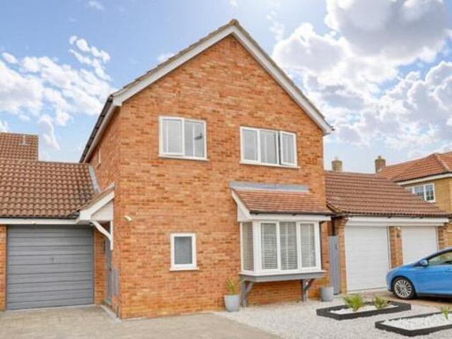 3 Bedroom Detached House For Sale In St. Neots, Cambridgeshire