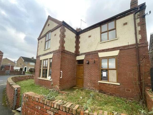 3 Bedroom Detached House For Sale In Stainforth, Doncaster