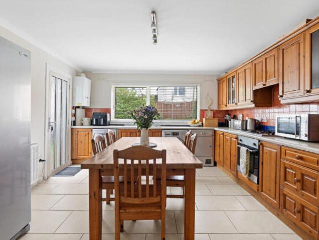 3 bedroom detached house for sale in Stamperland Gardens, Clarkston, G76