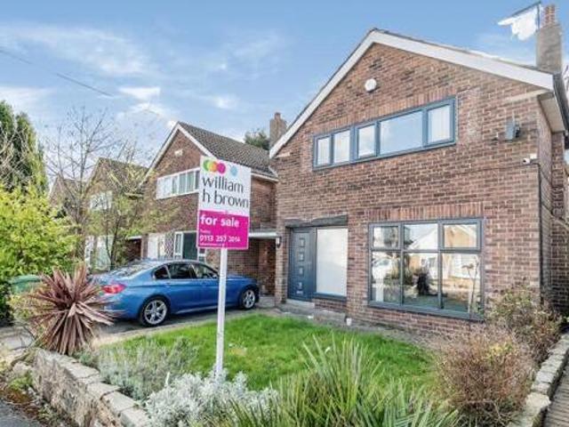 3 Bedroom Detached House For Sale In Stanningley