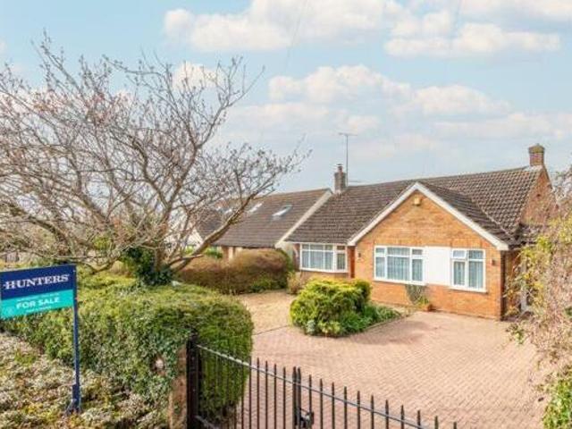 3 Bedroom Detached House For Sale In Stanbridge
