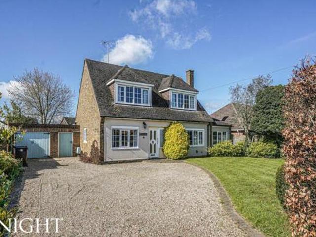 3 Bedroom Detached House For Sale In Stanway, Colchester
