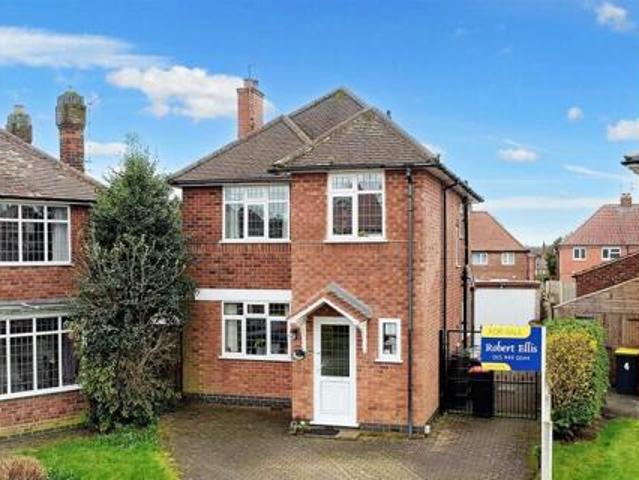 3 Bedroom Detached House For Sale In Stapleford