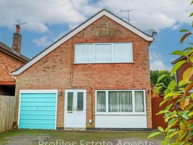 3 Bedroom Detached House For Sale In Stapleton