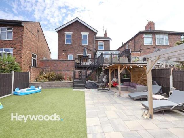 3 bedroom detached house for sale in Star & Garter Road, Stoke On Trent, ST3