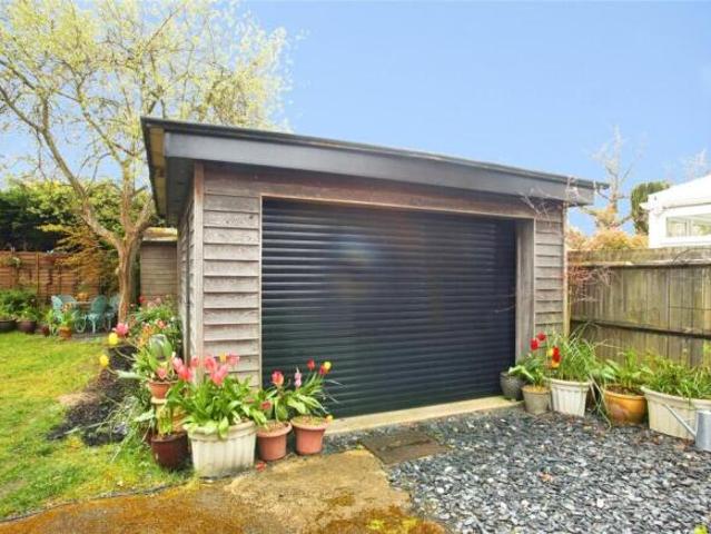 3 bedroom detached house for sale in Station Road, Netley Abbey, Southampton, Hampshire, SO31