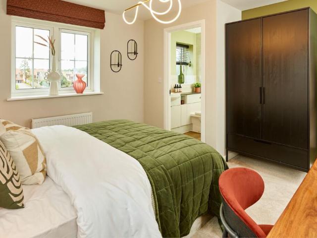 3 bedroom detached house for sale in Station Road, Bow Brickhill, MK17