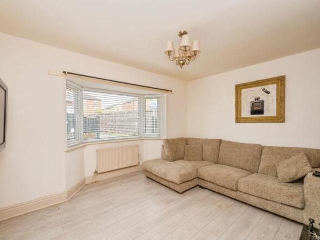 3 bedroom detached house for sale in Station Road, Derby, DE21