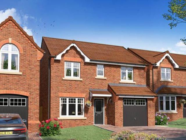 3 bedroom detached house for sale in Station Road Howden DN14 DN14